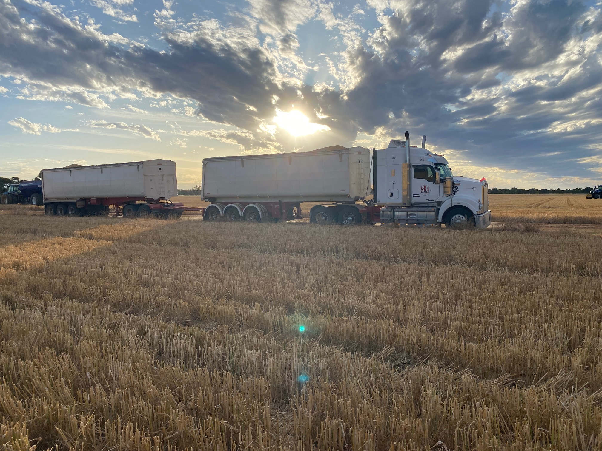 About Us - Hawker Freight Management Group